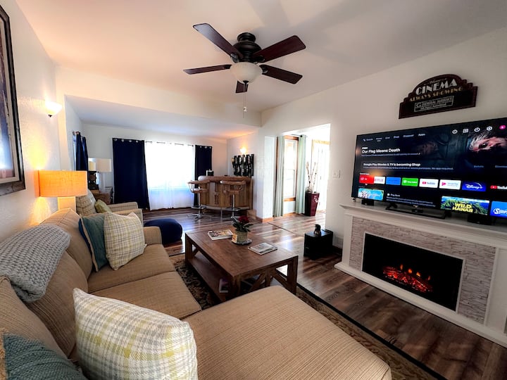 Hideaway In The Heights - House! - Peoria, IL