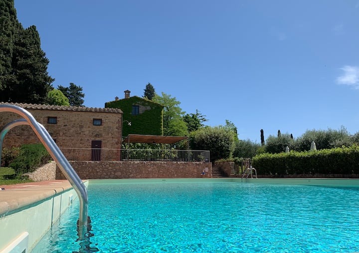Fattoria Lornano Winery - Villa "Canaiolo" - Toscana