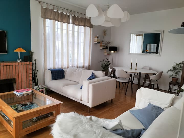 Chambre Cosy Dans Une Maison - Angoulême