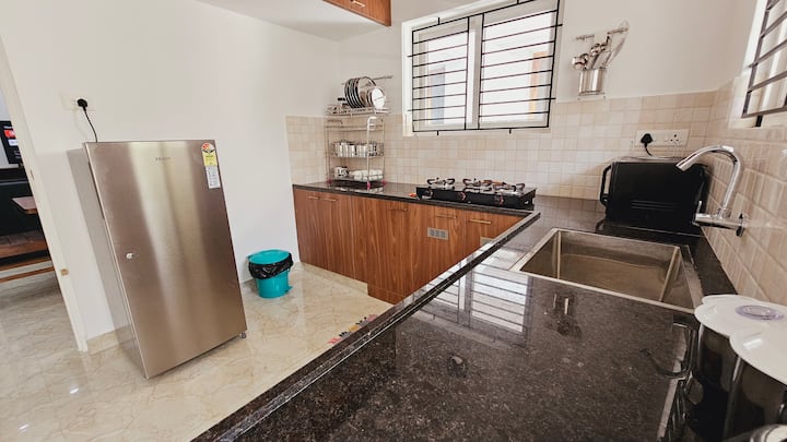 Chippy Apartment 3br@velachery No.16 - Chennai
