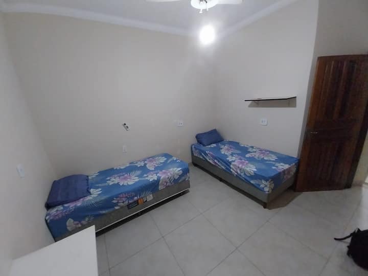 Quarto Duplo Com Ar Condicionado - Governador Valadares