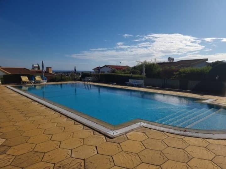 Cheerful And Relaxing Villa - Cyprus