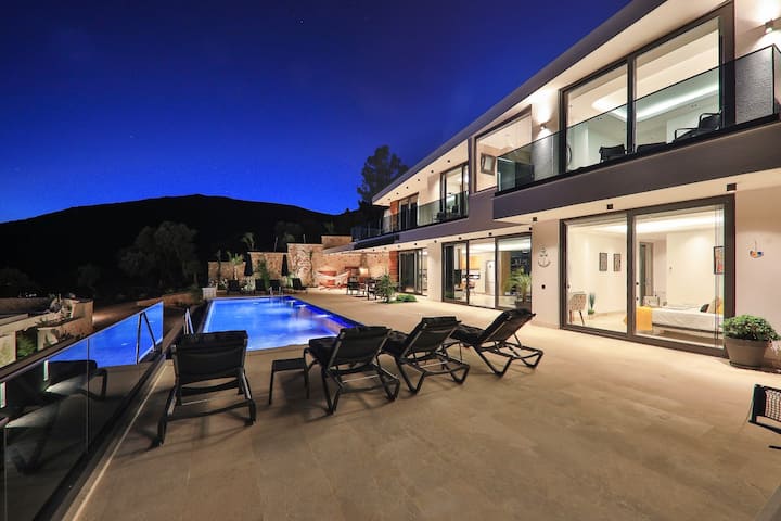 Modern, Lüks, Merkeze Yakın, Benzersiz Manzara - Kalkan