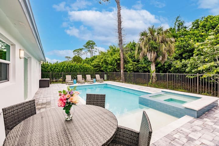 4br Family Friendly Home W/ Pool & Spa, Fire Pit - Naples, FL