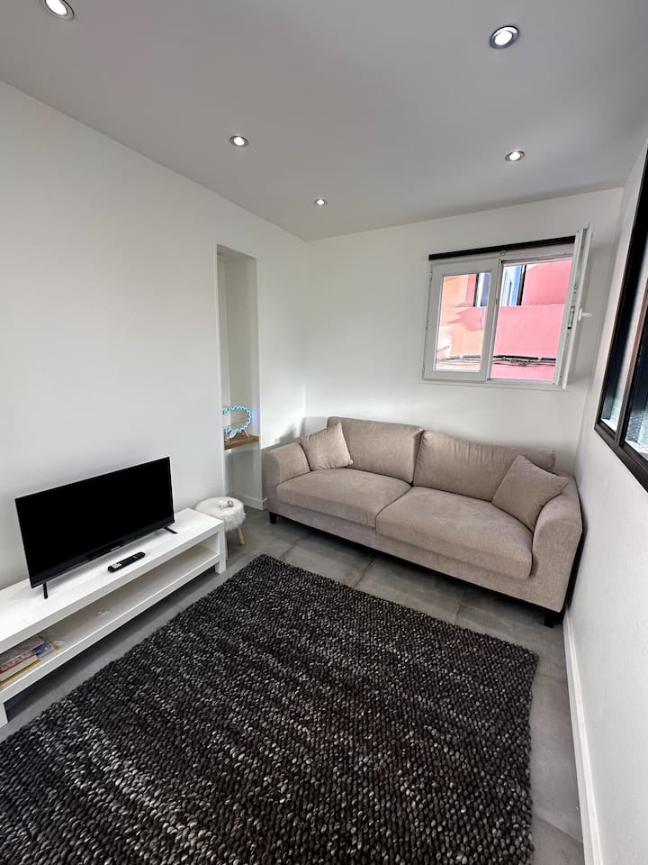 Appartement Avec Terrasse - Montreuil, France