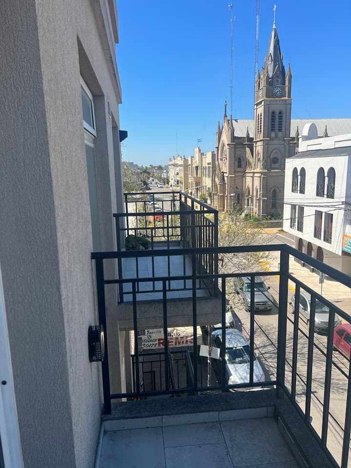 Departamento Céntrico En Lobos - Lobos
