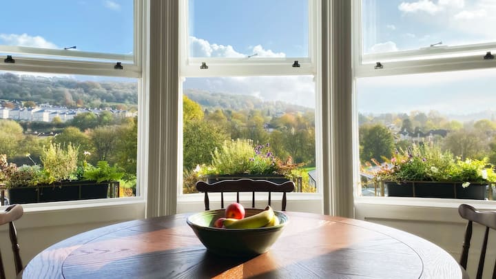 Canal-side City Apartment - Bath