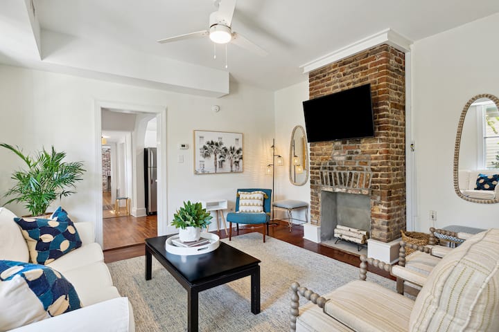 Sally's Getaway - A Downtown Gem - Charleston, SC