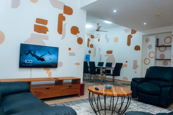 The Leopard: 3 Ensuite Br Apt - Dar es Salaam