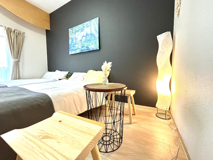 Living In The Neon And Food District Of Osaka - Osaka, Japan