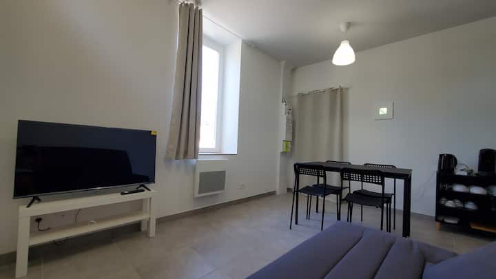 Cosy T2 De 32 M² Indépendant - Pont-de-Chéruy