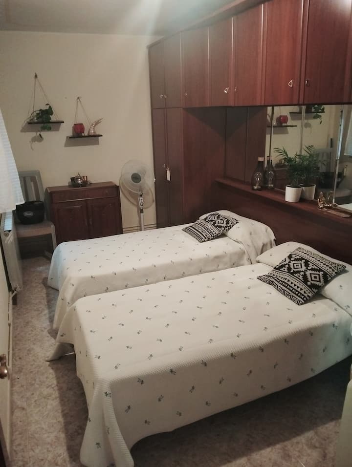 Habitación En San José - Saragozza