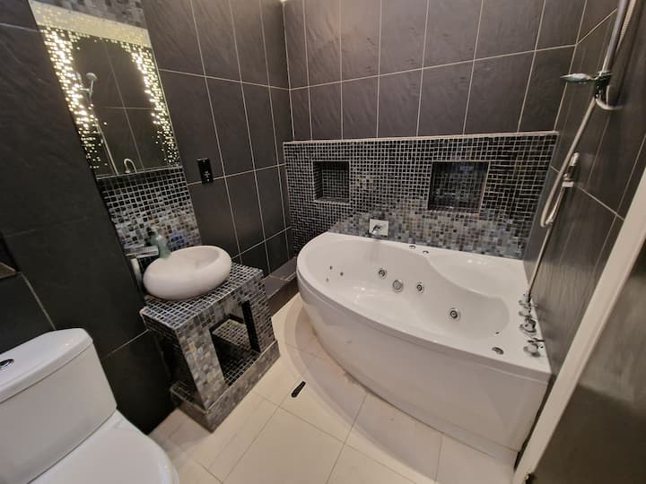 Beautiful, Cosy Family Pad 27 Min To City By Train - Barnet