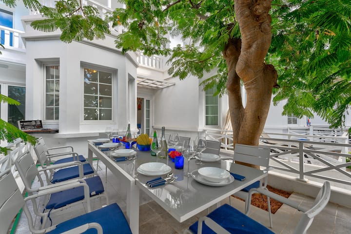Oceanic Luxury: 4 Bedrooms. - Tenerife