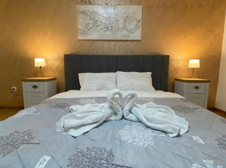 Golden Royal - Kragujevac