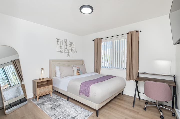 Spacious Private Br/ba Minutes From Sap, Sjdt - San Jose, CA