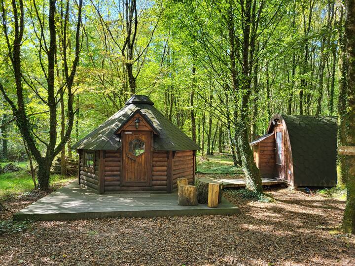 Cabane Insolite Dans La Forêt De Brocéliande - Paimpont