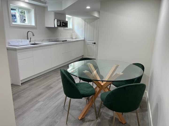 Seneca College-brand New 2bedroom Private Entrance - Toronto