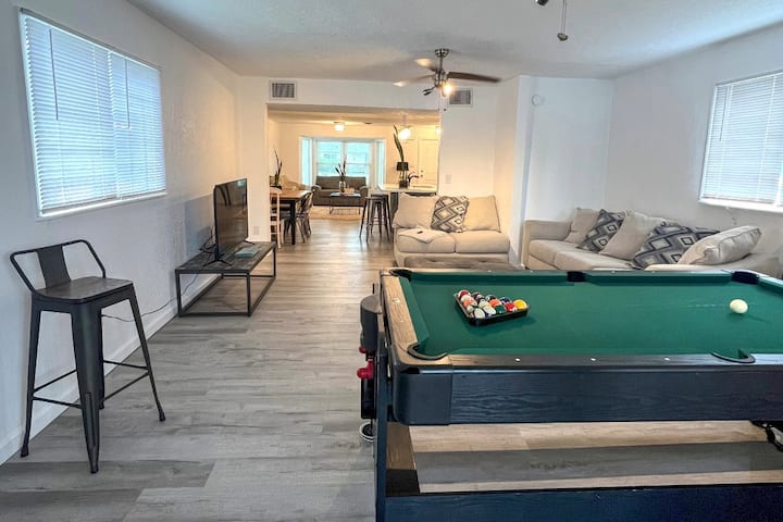 Spacious Vacation House - Venice, FL