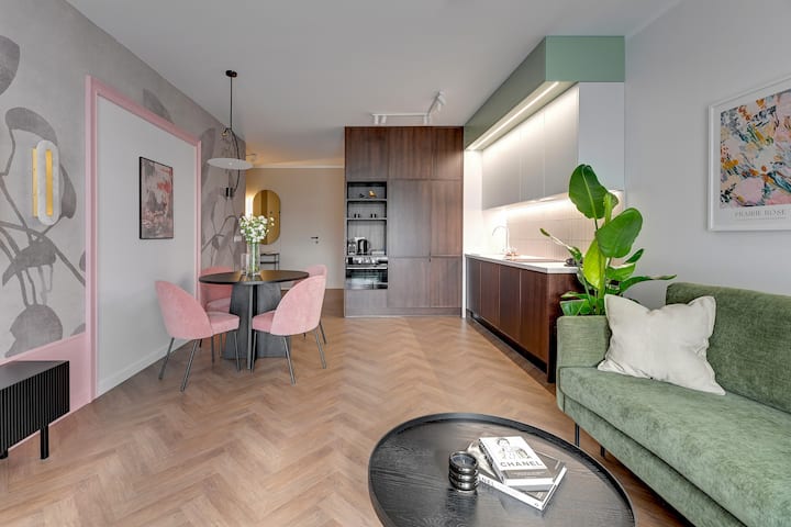 Gdańsk Shipyard & Foodhall | Parking | Doki C56 - Gdańsk