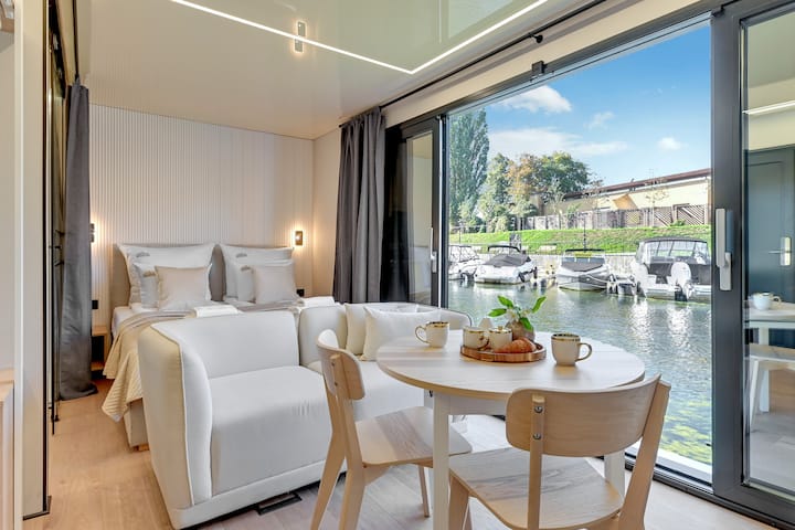 Motlava River Houseboat | Perfect For 2 | Sauna - Danzig