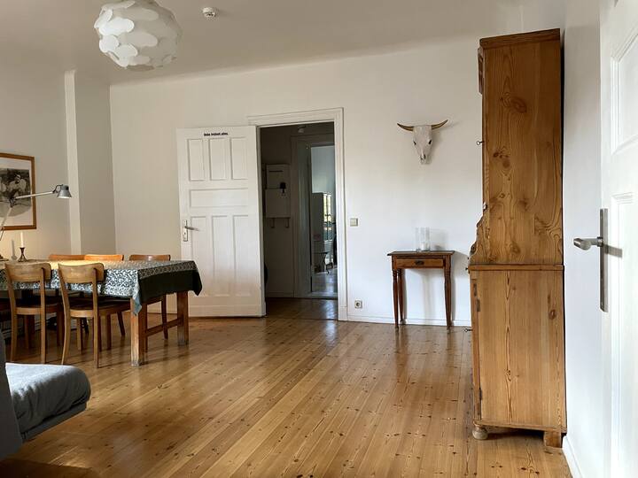 Lovely & Warm Place In Neukölln. - Berlin