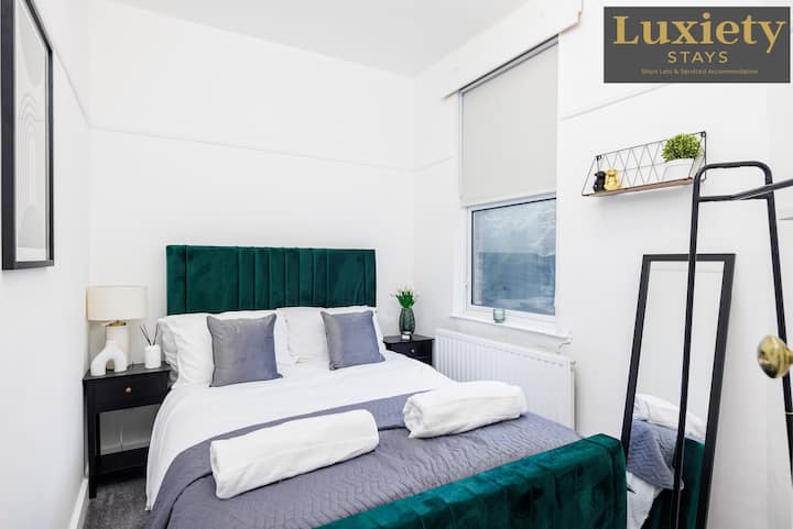 Spacious 2-bed · Westcliff Seafront · Near Pier - 사우스엔드온시