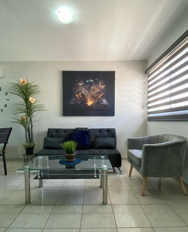Casa Completa, Parking, Aire A/c, Zona Tranquila. - Ciudad Guzmán