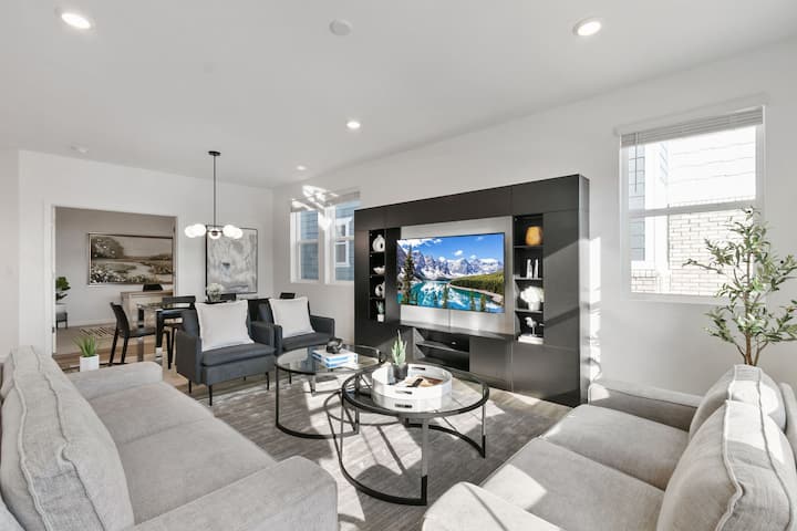 Hive Away From Home - Fort Collins, CO