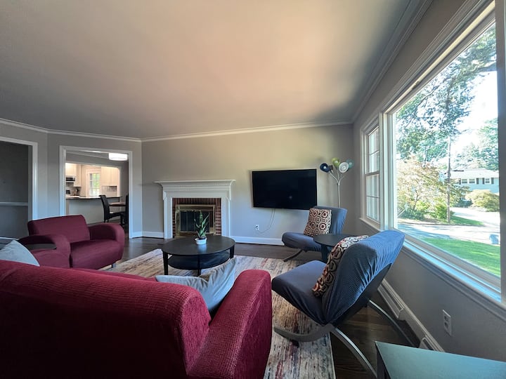 Renovated Mid-century Home - Greensboro, NC