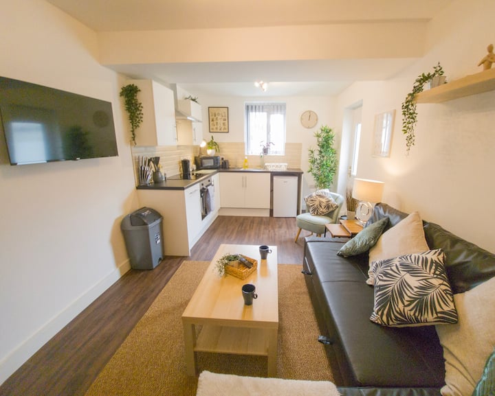Keyless Entry. Fibre Wifi. Hotel Linen. City-2min - Cardiff