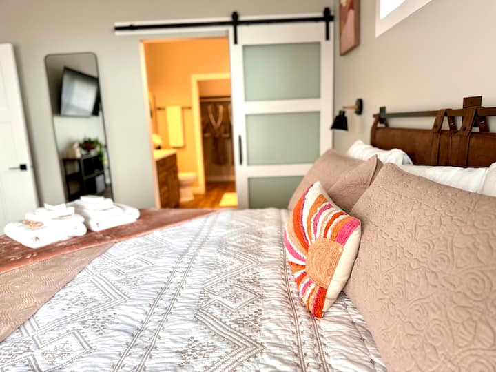 Stunning Sunrise Home | Views | Dog | Sauna | Bike - Duluth, MN