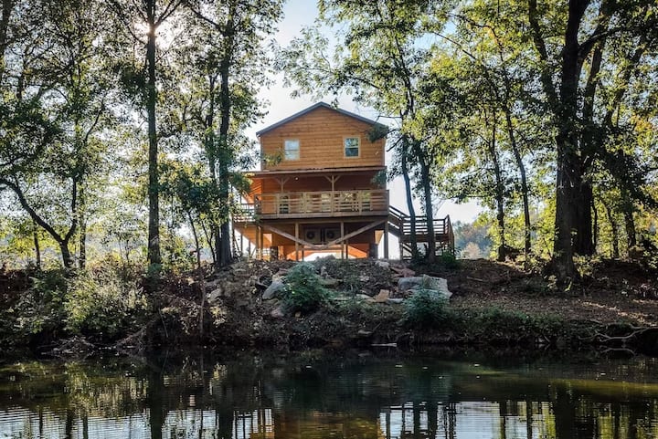 The Highwater Cabin - Jasper, AR