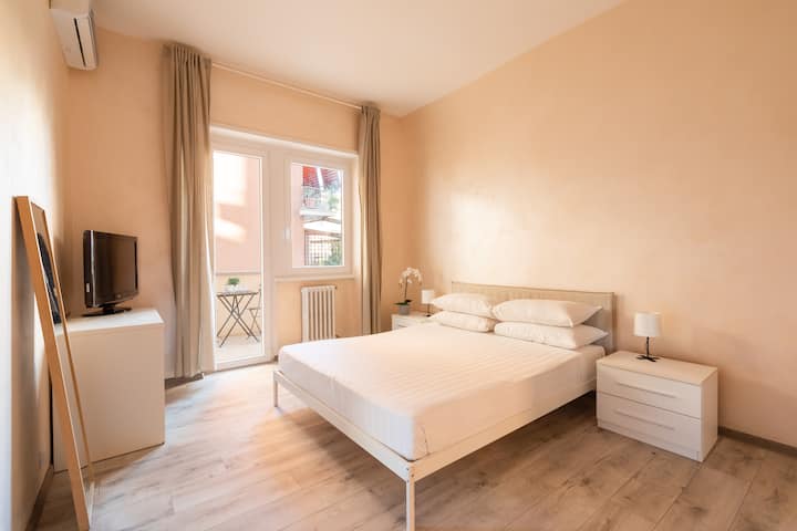 San Pietro Appartamento Luminoso E Moderno - Rome