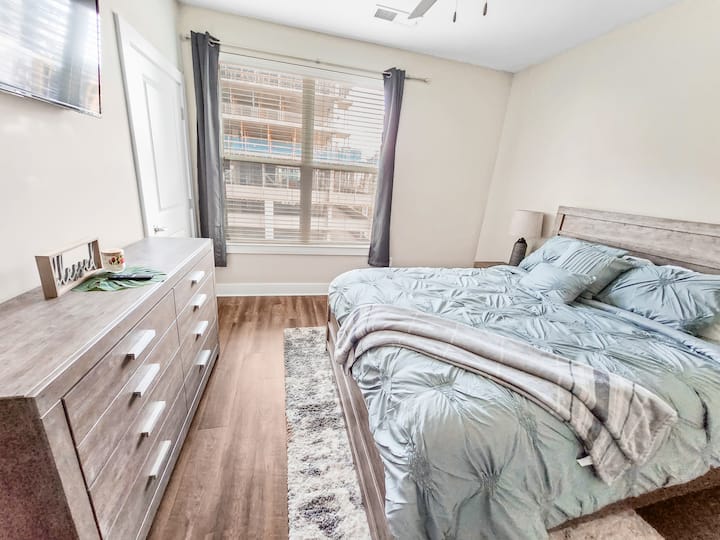 New! Luxury Apartment In Downtown Nashville! - Nashville, TN
