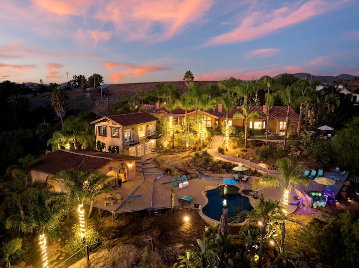 Tropical Resort 7 Bed 4 Acres - 폴브룩