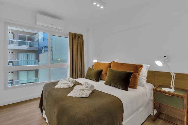 Stylish New Home 3br With Parking & Private Bbq - Buenos Aires