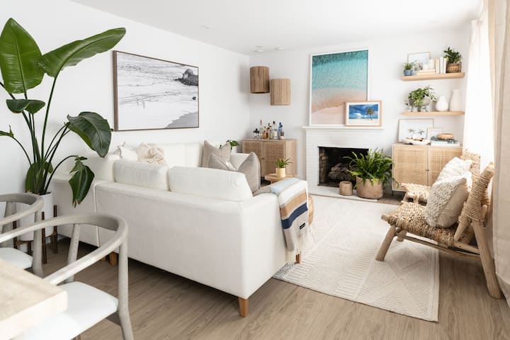 Chic Coast Bungalow Near Beaches - Half Moon Bay, CA