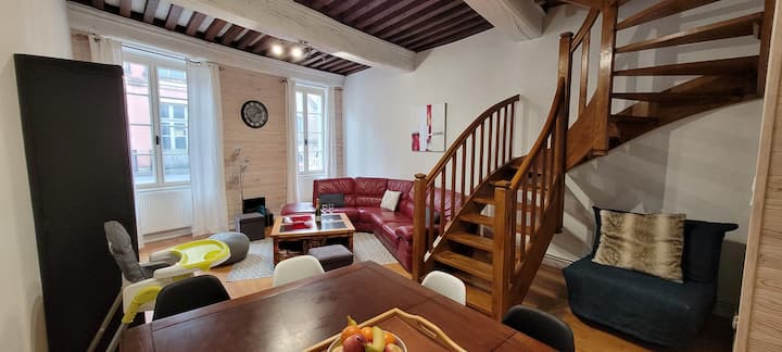 2 Appartements Sur Même Palier (Duplex + Studio) - Tournus