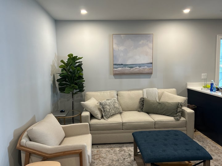 1b, 1.5 Bath In Coastal Scituate - Scituate, MA