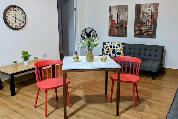 Cozy Full Apt In Downtown With Balcony & Laundry - Panama City