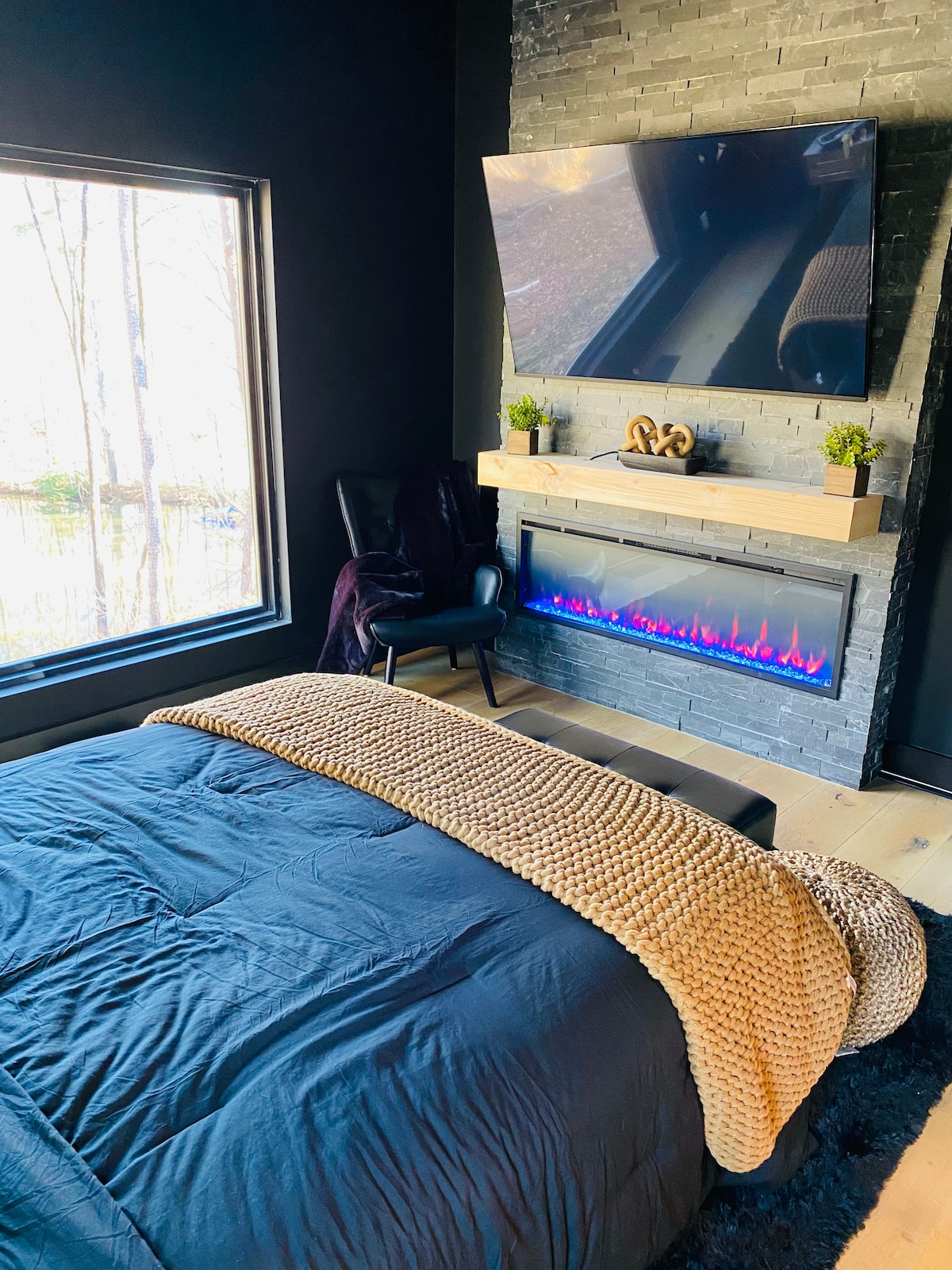 Gotham City Cabins Private Retreat w/ Private Pond - Cabins for Rent in ...