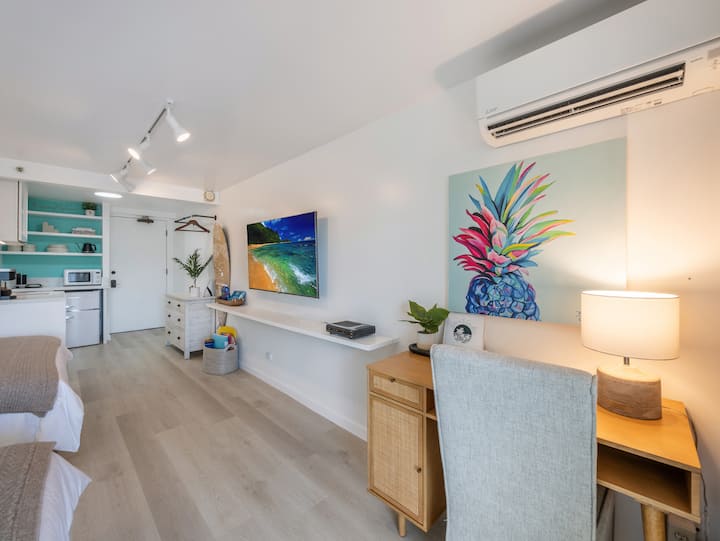 24fl- Stylish Studio In Central Waikiki - Honolulu, HI