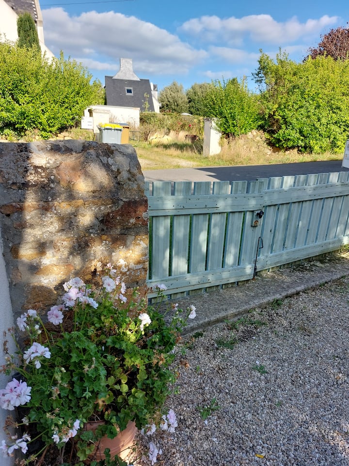 Maison De Pêcheur - Trélévern