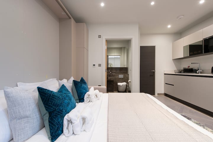 Urban Delight: Central Reading Studio - Reading