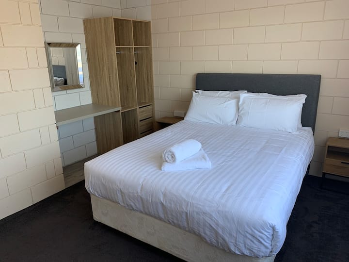 Unit 1/ 49 Urch Street-harbourview - Geraldton
