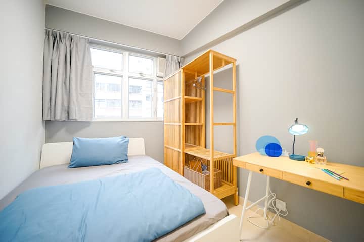 High Floor Spacious Double Room @292 Hennessy Road - Wan Chai