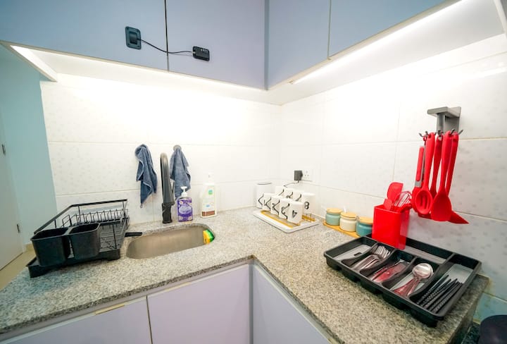 High Floor Private Bathroom Double Rm@292hennessy - Wan Chai