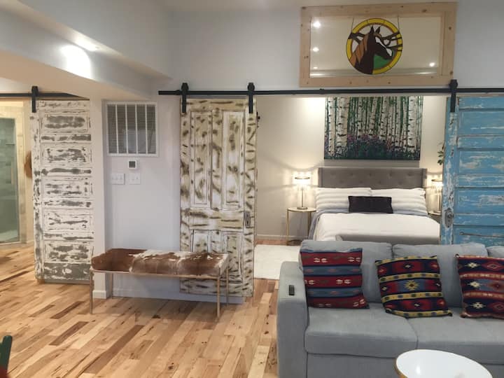 The Artists Retreat - Red Lodge, MT