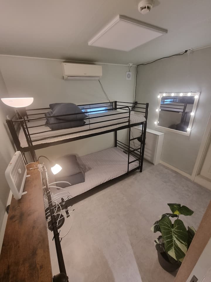 B- 2 Dormitory (Female Only) - Corée du Sud